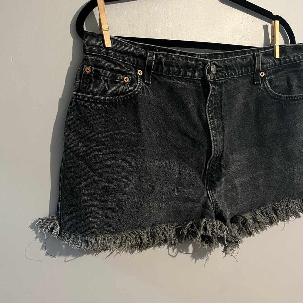 Levi’s Vintage Cutoff Distressed Black Denim Shorts S… - Gem